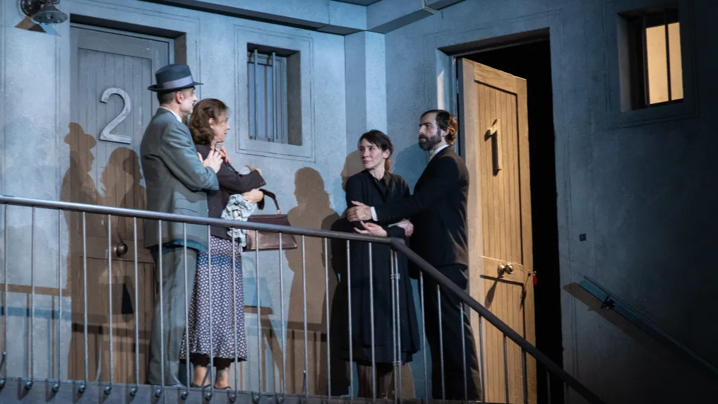 «Historia de una escalera» en el Teatro Español. | Que Revienten los ...